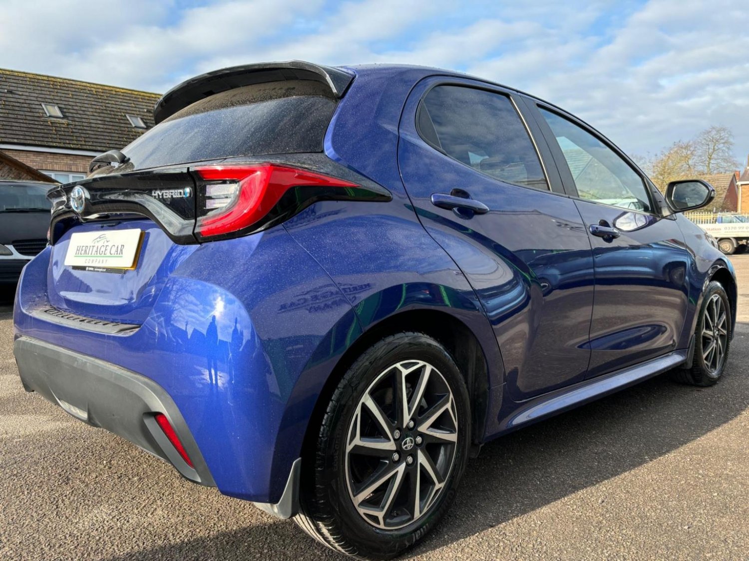 Used TOYOTA YARIS 2022 Blue for sale - £10995 in Coventry, West ...